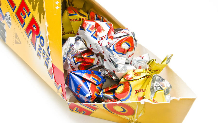 스위스에서 시작된 달콤한 스토리 삼각형 초콜릿 토블론 초콜릿 Toblerone Chocolate 네이버 블로그