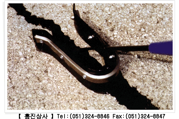 아스팔트균열아스팔트갈라짐도로균열도로갈라짐포대아스콘록크하드흥진상사아파트단지주차장 균열 보수재 네이버 블로그