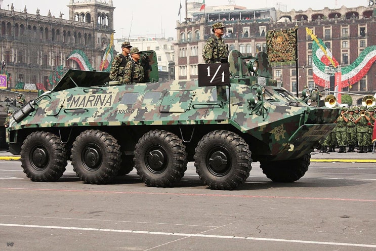 멕시코 해병대 APC-70 수륙양용장갑차 : 네이버 블로그