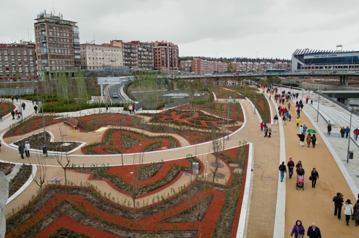 Madrid-Rio Project / mrío partners and architects West 8 : 네이버 블로그