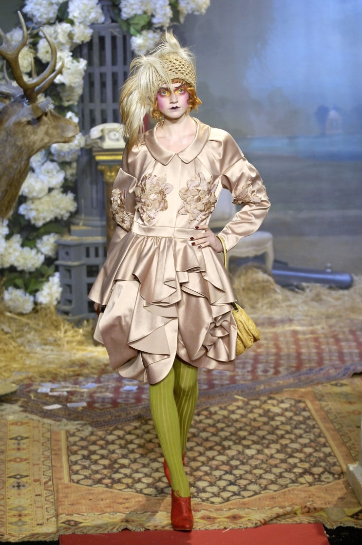 John Galliano 존 갈리아노 : Fall/Winter 2007 Ready-to-Wear Paris : 네이버 블로그