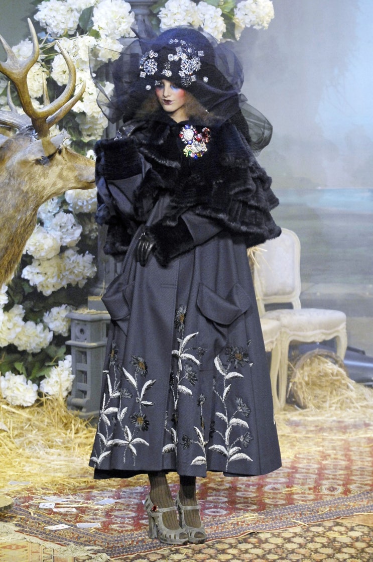 John Galliano 존 갈리아노 : Fall/Winter 2007 Ready-to-Wear Paris : 네이버 블로그