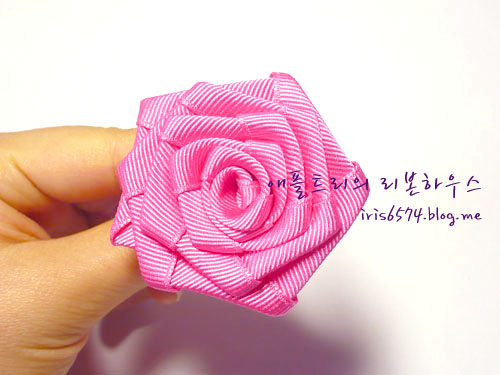 리본 장미 만들기 리본으로 장미 만들기 리본 장미 만드는 방법 발렌타인데이 선물 납작장미리본공예 네이버 블로그