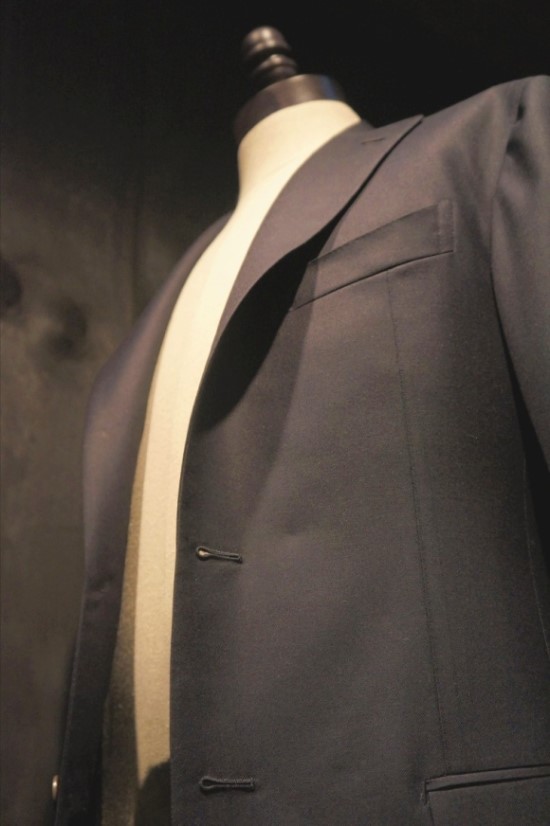 [SPOLVERINO]Solid navy single-breasted suit by Spolverino : 네이버 블로그