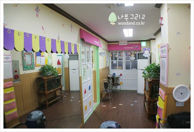 가정어린이집인테리어,예쁜어린이집인테리어,어린이집리모델링,어린이집평가인증,어린이집환경구성,교실어닝,나무어닝,현관어닝,개원인테리어 ...