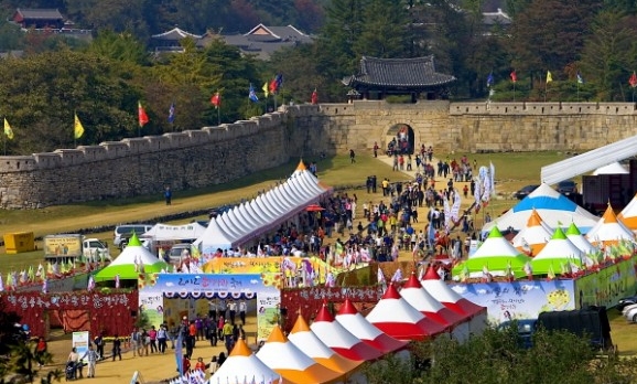 “문경새재” 한국인이 꼭 가봐야 할 국내관광지 100선에서 당당한 3위 선정 : 네이버 블로그