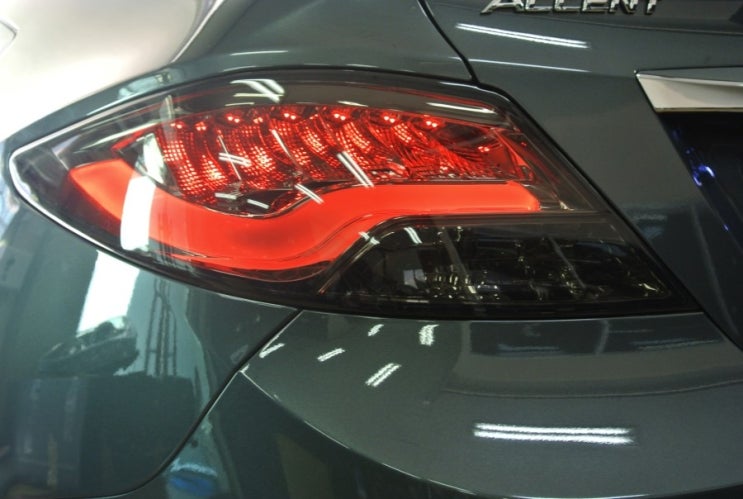 ﻿엑센트 프로젝션 헤드라이트블랙베젤 엑센트 Bmw F스타일 Led테일램프블랙 네이버 블로그