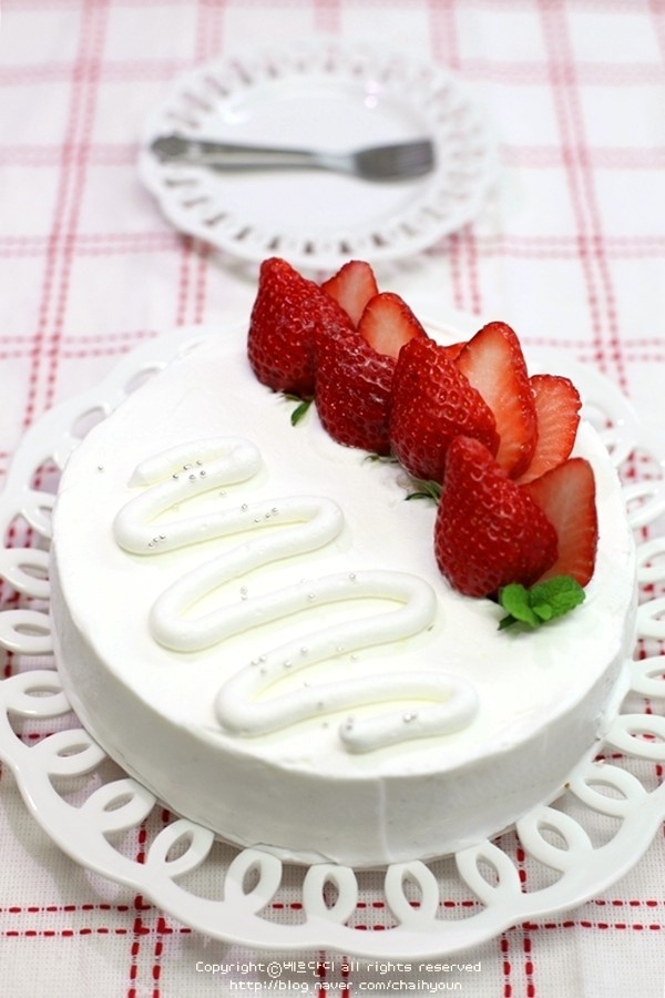 [딸기생크림케이크만들기]큐원 홈메이드 : 네이버 블로그
