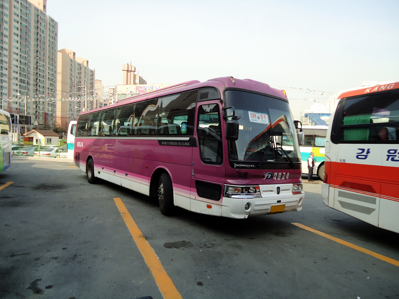 미쯔비시 후소 에어로버스 하이데커 41인승 _ (현대에어로 2세대 베이스 모델) : 네이버 블로그