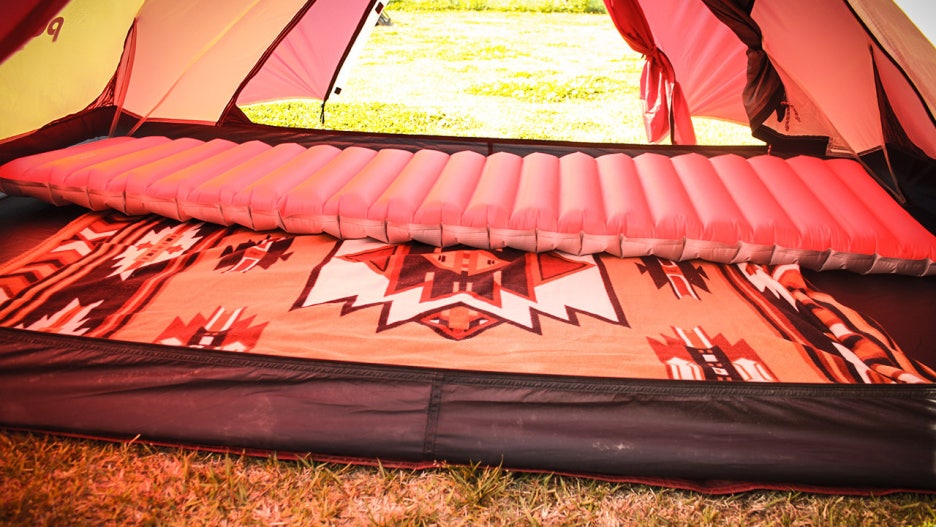 백패킹 에어매트 JR GEAR(제이알기어) 인슐레이티드 트레버스 코어 : 네이버 블로그