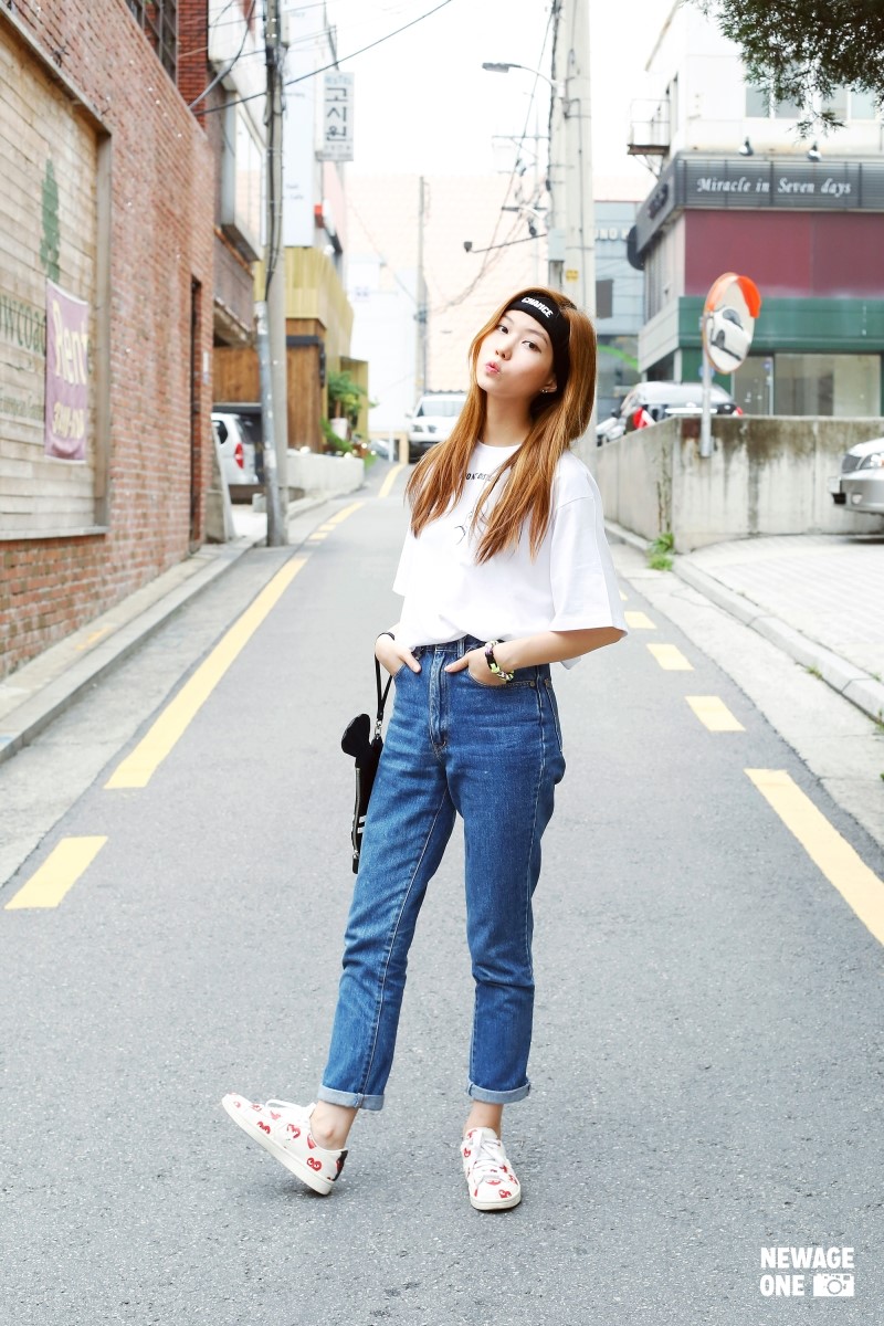 Newage One 데일리룩 패션블로그챈스챈스 헤어밴드반팔티 추천챈스챈스 반팔티참스 니모월렛 네이버 블로그