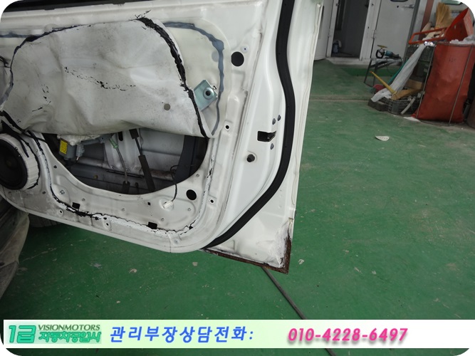 볼수록 짜증나는 자동차 부식된 부분 자동차 녹슨 부분 제거 작업 어떻게할까요 오산시 1급자동차 정비공장 기술자의 쌍용자동차
