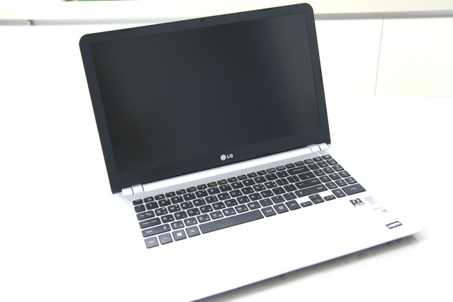 [개봉기] LG 노트북 15N54 - 노트북에 대한 욕심은 끝이 없다.ㅠㅠ : 네이버 블로그