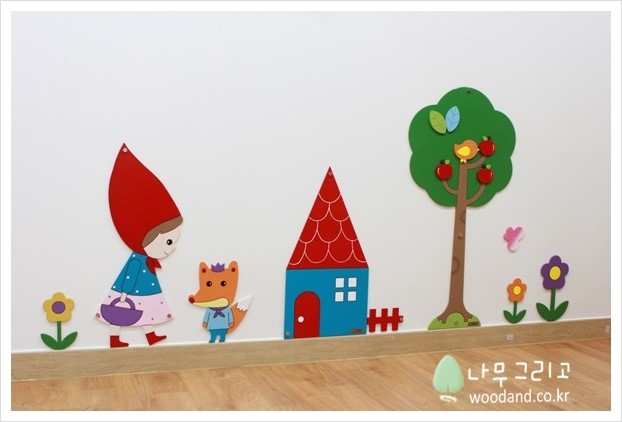 어린이집벽장식벽면장식예쁜벽면복도벽면꾸미기현관벽면꾸미기거실벽면포인트벽나무벽장식우드벽장식나무캐릭터나무장식나무벽