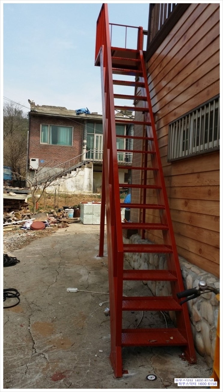 비상철계단 옥외계단 아파트난간대설치 철계단 비상 철계단 원형유치원철계단 주택철계단 단독주택 옥상계단 철계단보수 철계단 용접보수