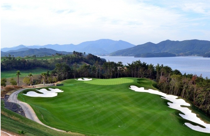 드비치cc 거제드비치컨트리클럽 경상도1박2일골프패키지 거제2박3일골프투어 경상도골프장예약 거제골프장부킹 경상남도단체골프패키지 드비치골프클럽 더비치cc 거제더비치펜션 거제더