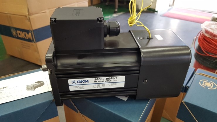 DKM/10UBK40BH/10BDG6-400FU-T/디케이엠/브레이크모터/400w/BRAKE MOTOR/기어드모터/삼상모터 ...