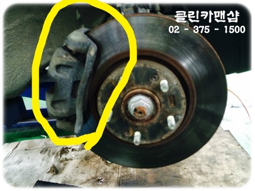 K5 브레이크 패드 라이닝 자동차 라이닝 교체 교체시기 교체비용 브레이크 밀림 떨림 소음 소리 해결은 서대문구