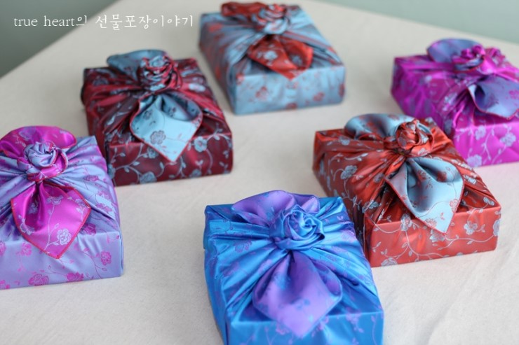 추석 선물 보자기 포장 명절 보자기 포장 예단 보자기 포장 장미꽃 보자기 포장 예단포장 트루하트 선물포장 기업체 포장