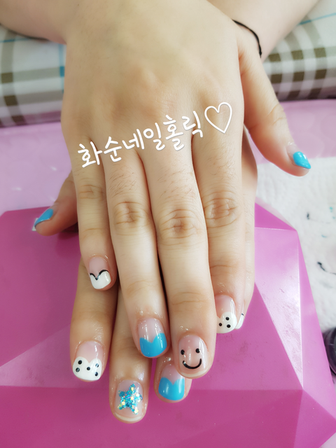 네일홀릭 화순네일샵 네일샵 젤네일 글리터네일 저렴한네일샵 네일 네일아트 방울이의네일홀릭 글리터네일아트 화순네일