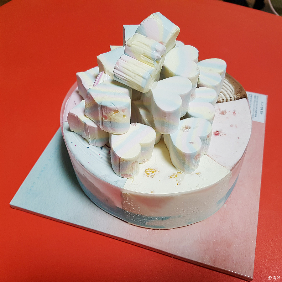 (배스킨라빈스31) 달달함으로 가득한, 이상한 나라의 솜사탕 케이크 : 네이버 블로그