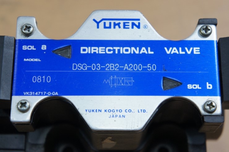 3602)YUKEN 유압솔밸브,DSG-03-2B2-A200-50,AC200V,실사용품,상태양호,사진과동일품,사진참고하세요 ...