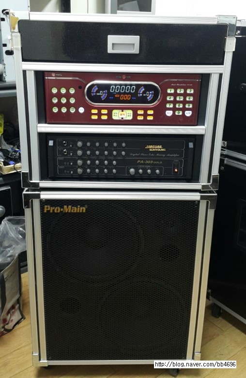 중고 이동식노래방기기 태진 Tkr 900 반주기와 쟈가 2채널 앰프 20인치 Led Tv 모니터에 스피커내장 일체형 이동형