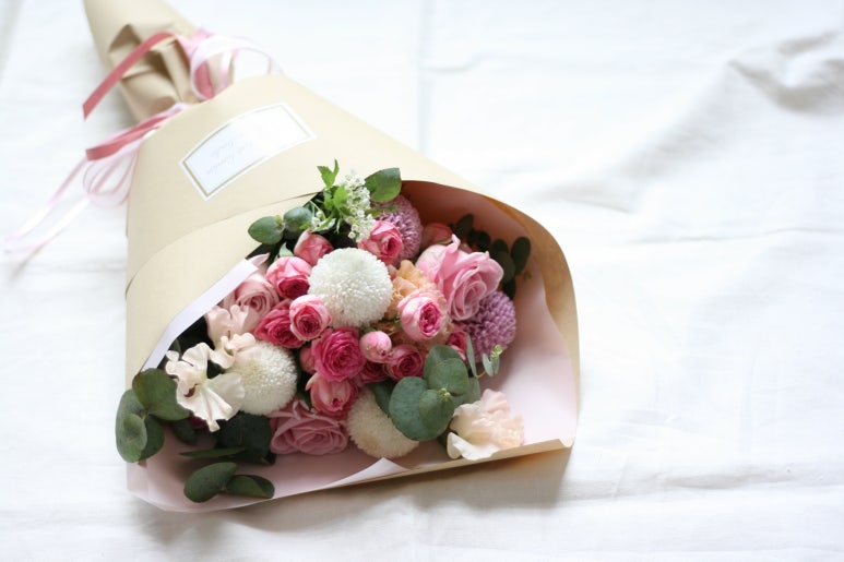 보볼리가든 생일 축하꽃다발 퐁퐁국화and장미믹스다발이에요 세종시꽃집 세종시플라워샵 네이버 블로그