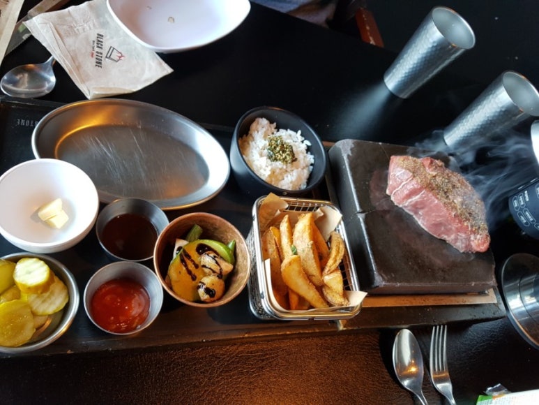 광주 김대중컨벤션 근처맛집 블랙스톤 서비스는 So So 네이버 블로그