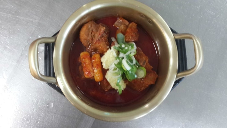 단체급식 특식메뉴 동인동매운돼지갈비찜 메로스테이크다른버전마늘한방수육안심스테이크세트 네이버 블로그