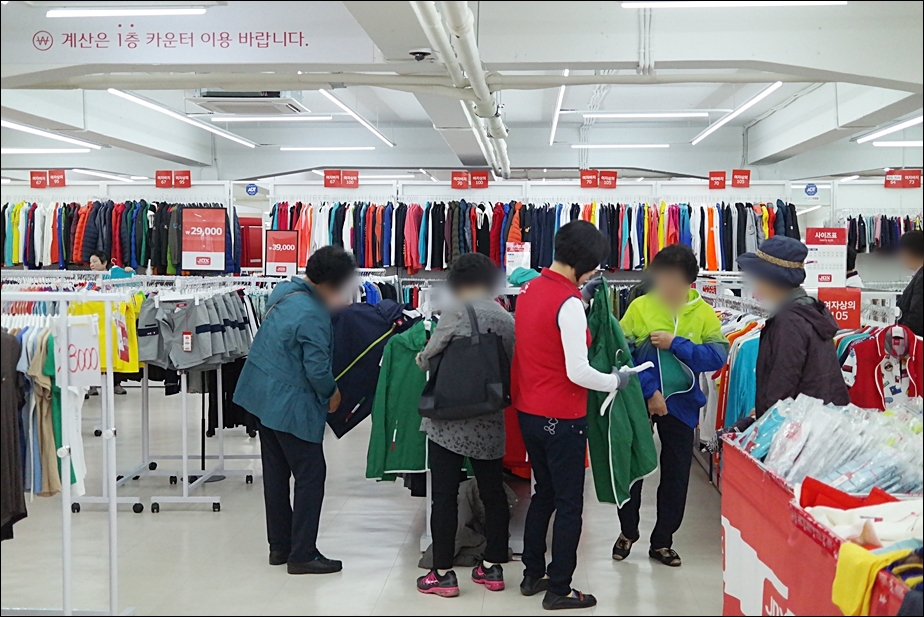 JDX성수점 골프웨어상설매장에 다녀옴 국내최대규모라고 해요. : 네이버 블로그