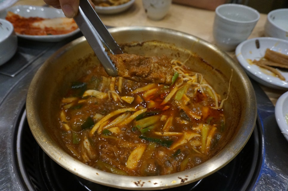 청주 산남동 맛집 매콤달콤한 등갈비~ 두꺼비식당 산남점 네이버 블로그
