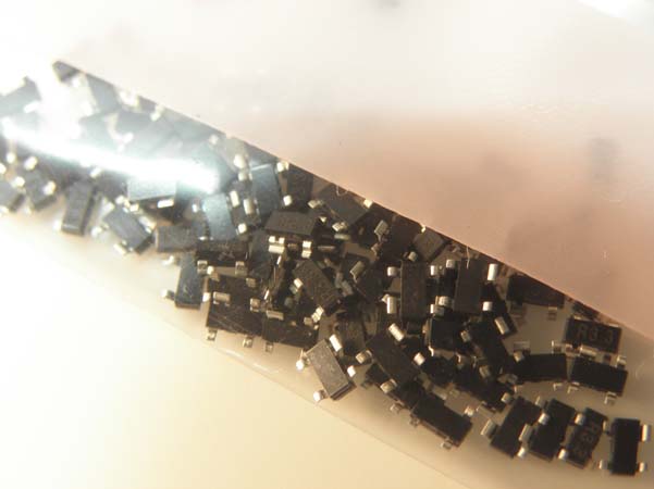 SMD 4Pin TVS Diode ARRAY 2-LINE 3.3V(SR3.3.TCT) 소량및 낱개 판매합니다. : 네이버 블로그