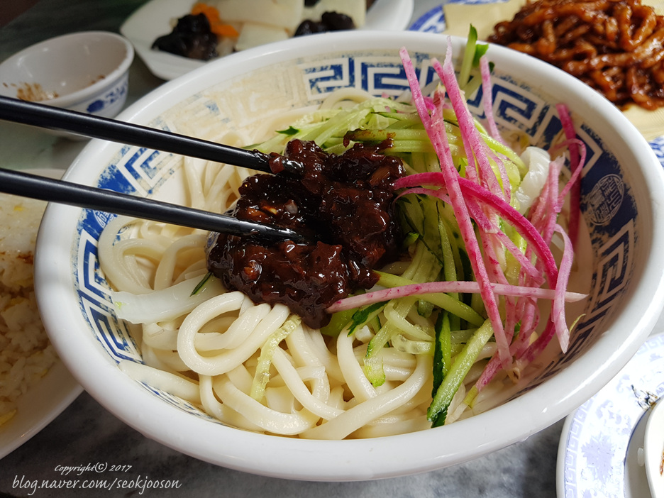 중국짜장면 / 북경짜장면 원조집 / LAO NOODLES / 老北京炸酱面大王 / 북경맛집 / 베이징 맛집 추천 : 네이버 블로그