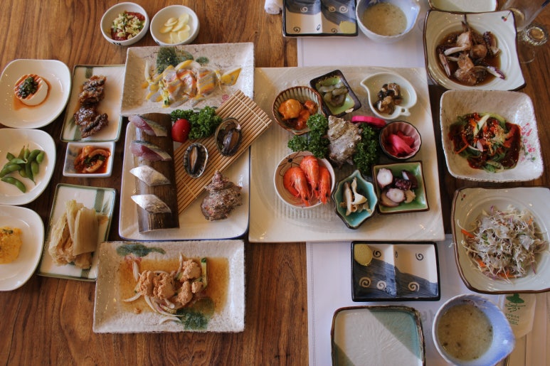 제주시횟집 ː 해안도로에 위치한 제주공항근처횟집 바다길 : 네이버 블로그