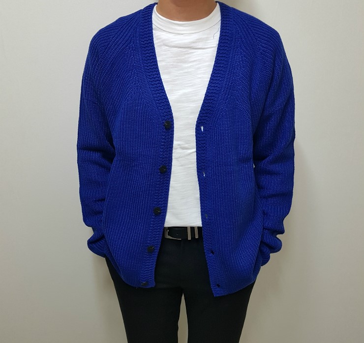 코발트블루 남자 가디건 코디긴팔티벨트슬랙스커먼프로젝트 아킬레스 유뱅의 데일리룩 블로그 네이버 블로그