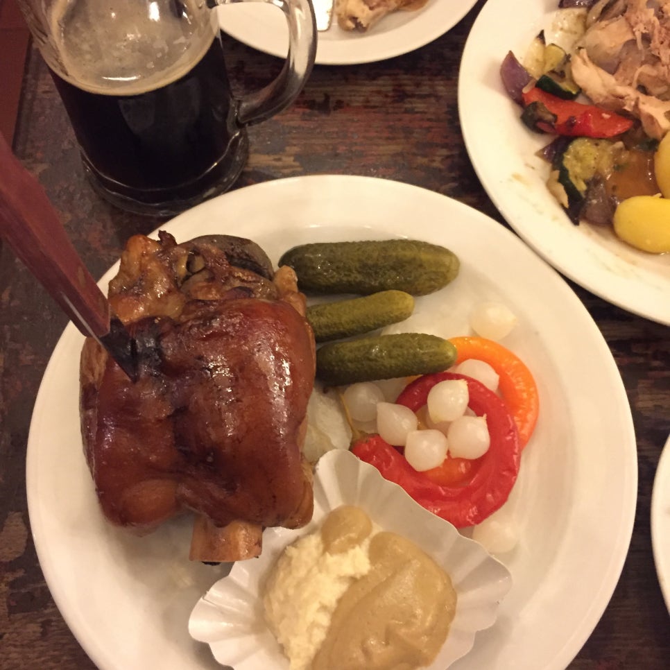 [체코/프라하여행] 프라하맛집 '우플레쿠(U Fleku)' 꼴레뇨와 수제맥주 맛집 : 네이버 블로그