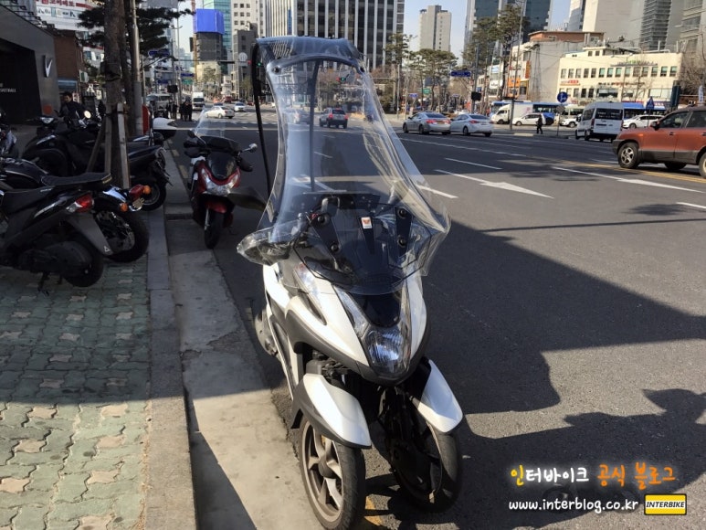 인터바이크 야마하 트리시티 125 이소타 캐노피 윈드스크린 장착기 네이버 블로그