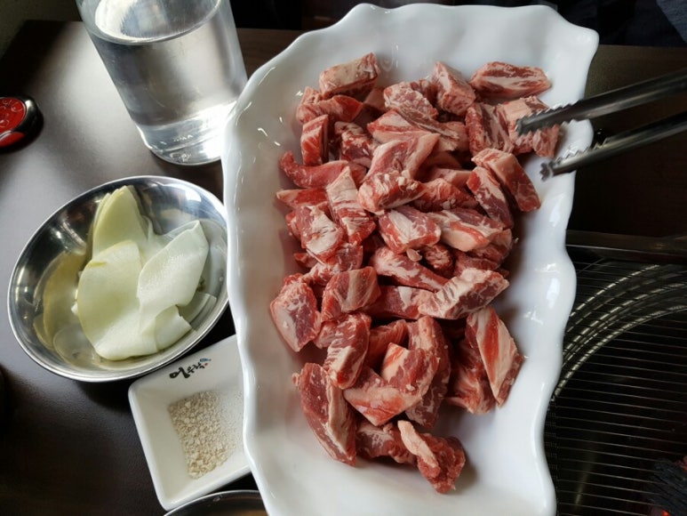 서울 은행동 맛집 저렴한가격 양많은 갈매기고기은행나무갈매기 네이버 블로그