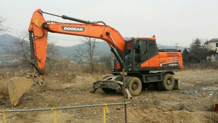 [판매완료] DOOSAN DX210W5 2015년 두산공팔타이어굴삭기 08타이어포크레인 08w굴삭기 공팔휠굴삭기 08휠포크레인 : 네이버 블로그
