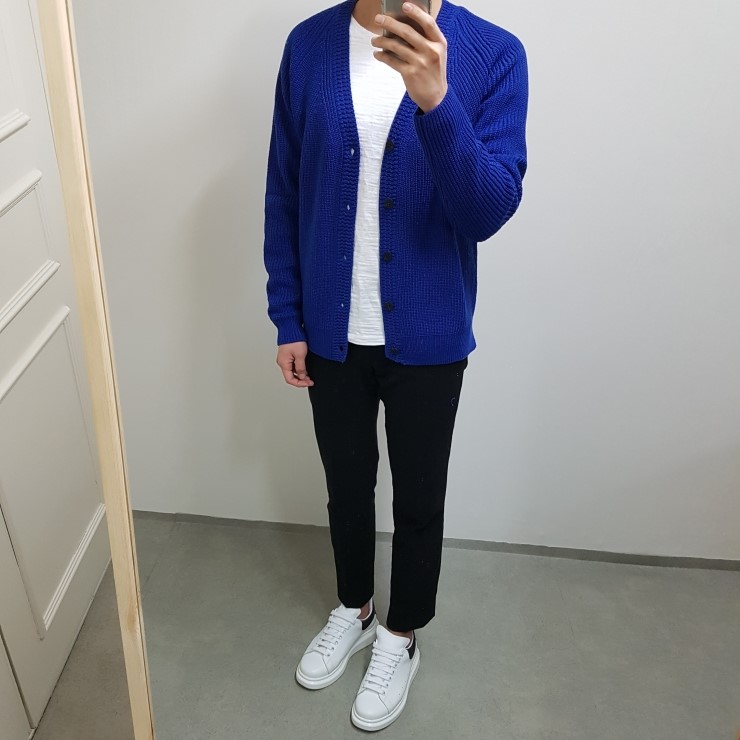 남자 가디건 코디슬랙스알렉산더맥퀸st 오버솔 스니커즈 유뱅의 데일리룩 블로그 네이버 블로그