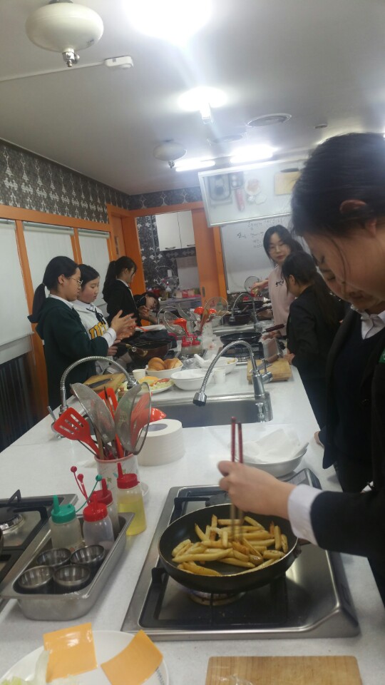 범물중학교 특강수업 더블패티치즈버거감자튀김요리실습반일제특강특강수업대구특강대구요리특강대구요리실습 네이버 블로그