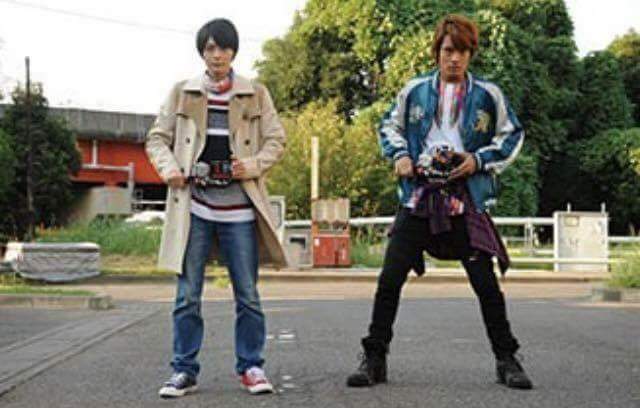 '가면라이더 빌드' 센토 & 류우가 더블 변신 컷 공개! : 네이버 블로그