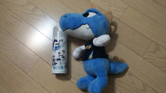 [NC 다이노스]NC다이노스의 단디 인형과 단디가 그려진 스프레이 파스입니다.^^ : 네이버 블로그
