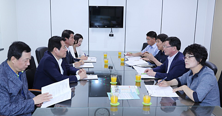 시사프리신문 자유한국당 강북갑 쓰레기문제 간담회