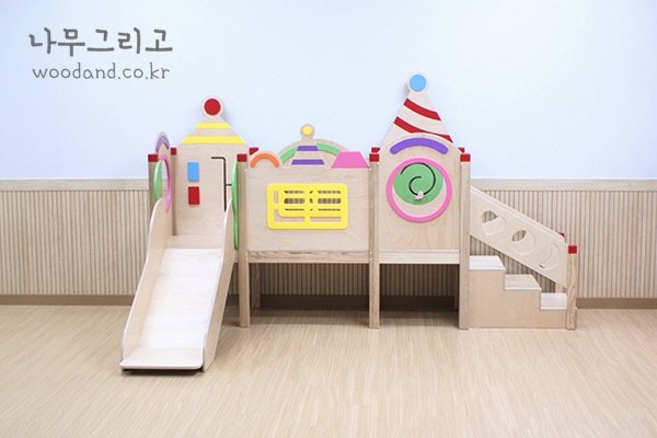 가정어린이집 예쁜 실내 미끄럼틀 어린이집 미끄럼틀 유치원 미끄럼틀 교회 미끄럼틀 실내놀이터 미끄럼틀 강당 미끄럼틀