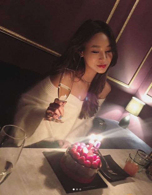 {연예인 선물포장}베스티 전 멤버 유지의 생일을 축하하는 선물포장 2018 네이버 블로그
