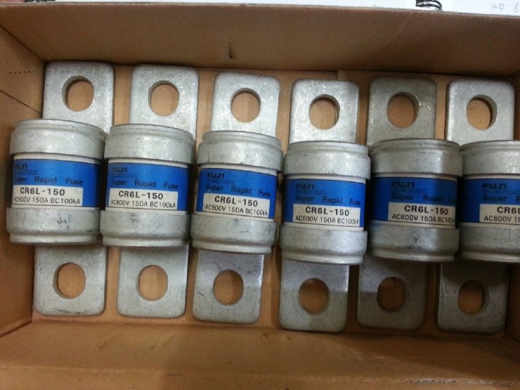 FUJI FUSE.. BLA003 3A, CR2LS-20 20A, CR2L-100G 100A, CR6L-30 30A, CR6L ...