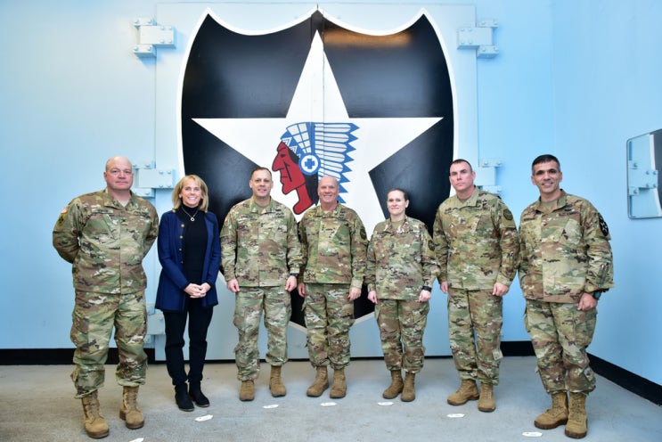 미육군 시설사령부(IMCOM) 사령관, 주한미군 제2보병사단 방문 : 네이버 블로그