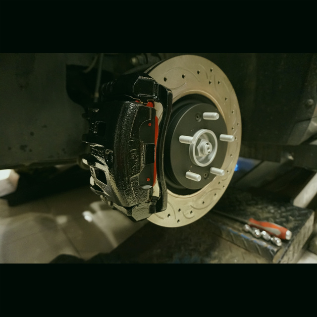 LF소나타 2.0 CVVL XG2P브레이크장착!!순정형TRW사선타공디스크적용!!가성비로는 최고인 2P브레이크장착하러오세요^^덱스크루경기광주!!이천광주튜닝샵 : 네이버 블로그